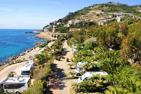 Campingplatz Am Meer Italien