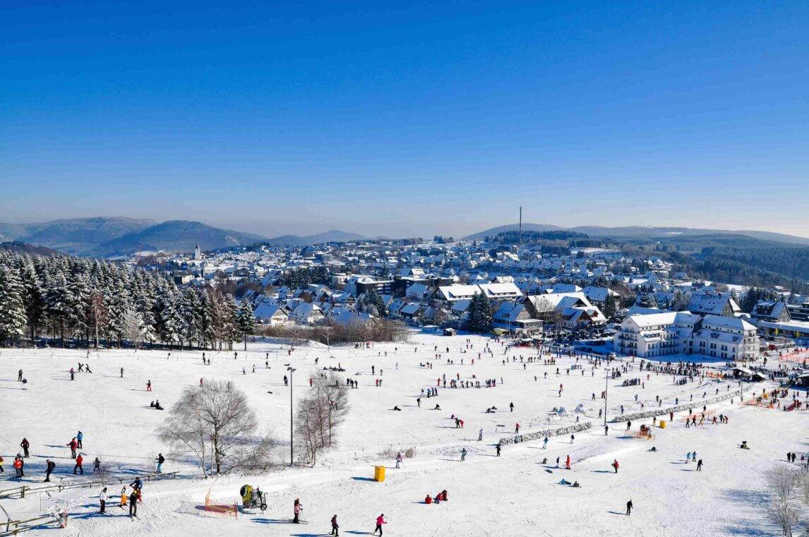 Traumhaftes Wintercamping in Winterberg | PiNCAMP by ADAC