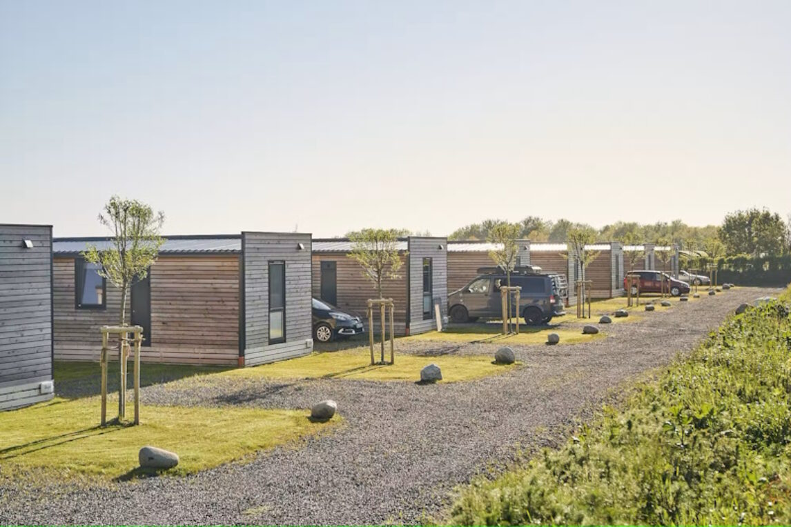 Tiny House auf einem Campingplatz mieten - PiNCAMP Magazin