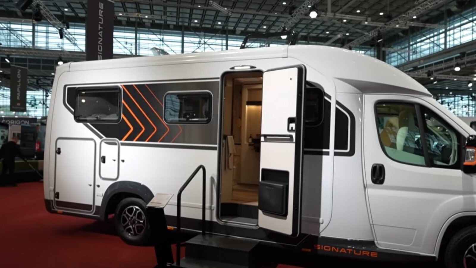 Bürstner Signature: Neues teilintegriertes Wohnmobil für 2026 - PiNCAMP ...